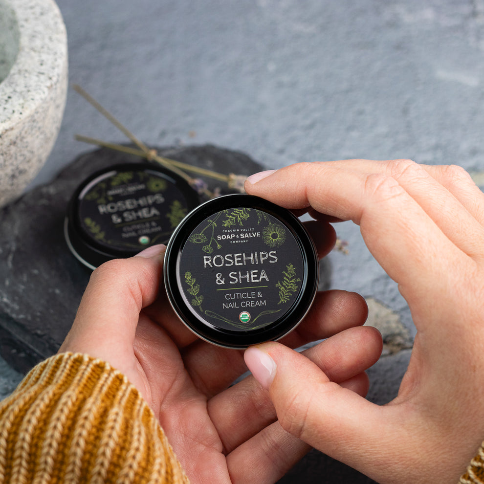 Ungüento: Crema para cutículas y uñas – Chagrin Valley Soap & Salve